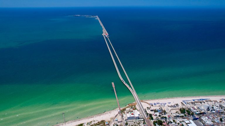 Este muelle mexicano en Puerto Progreso es el más grande del mundo