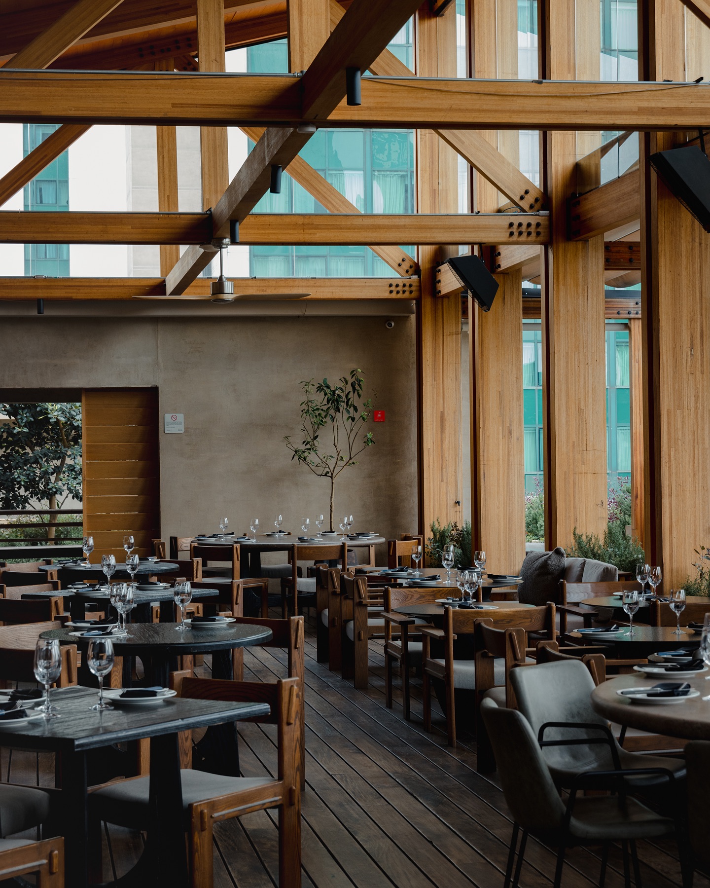 Salazar: un restaurante cálido, delicioso y con la mejor vista al Ángel ...