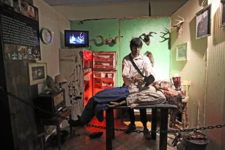 El Palacio de Autonomía presenta una exposición de los asesinos seriales más famosos de la historia